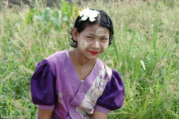 Thanaka - The Painted Faces of Myanmar (Burma) - GlobeRovers